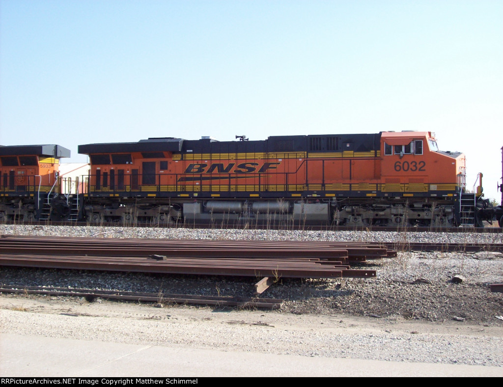 BNSF 6032